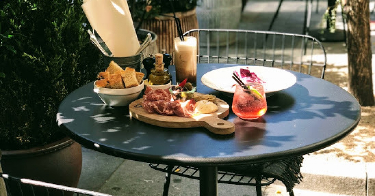 Terrace at the italian receives green makeover | Cofoco